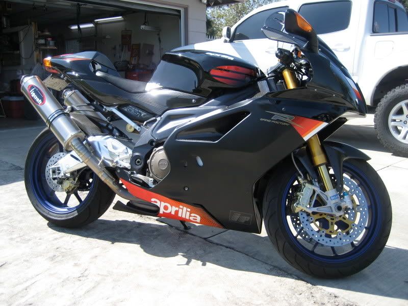 WTT: 04 Aprilia RSVR Factory | Yamaha R1 Forum: YZF-R1 Forums